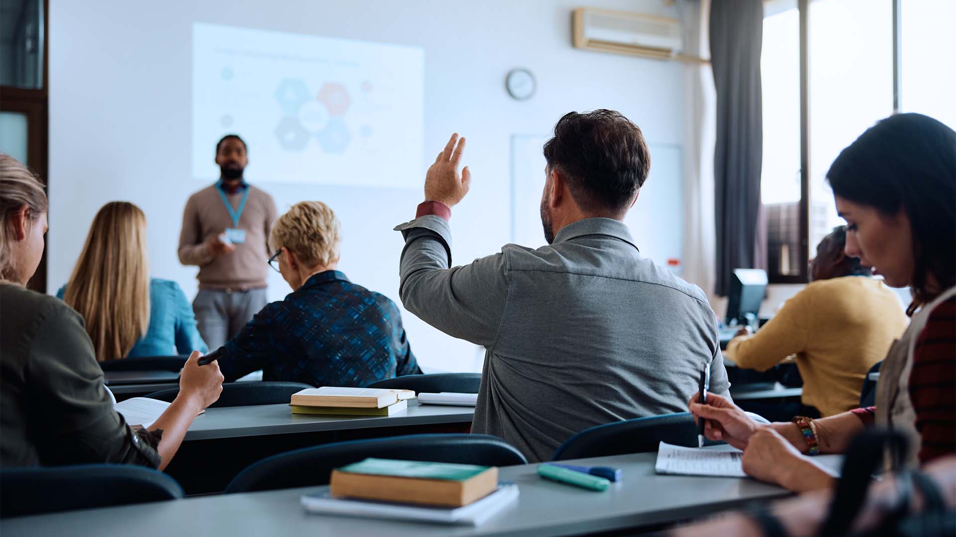 Comparing CCNA, CCNP, and CCIE Certifications - NIL Learning Comparing CCNA, CCNP, and CCIE Certifications - NIL Learning